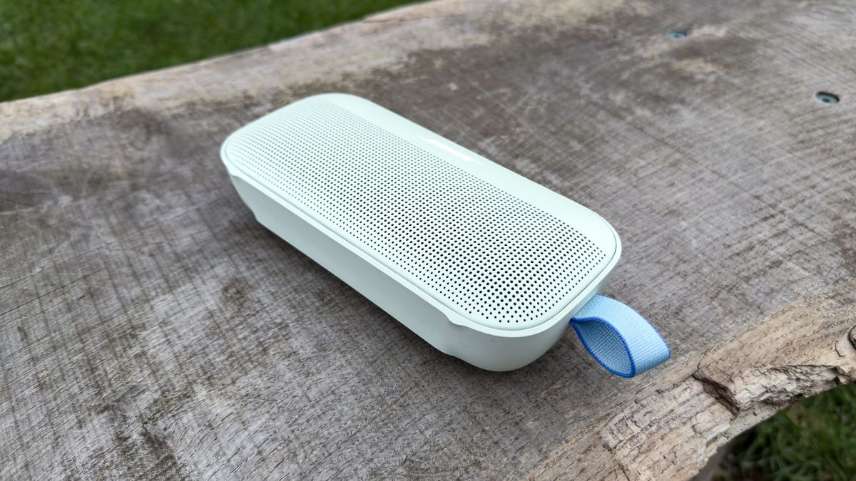 Bose SoundLink Flex 2 review | Tom's Guide