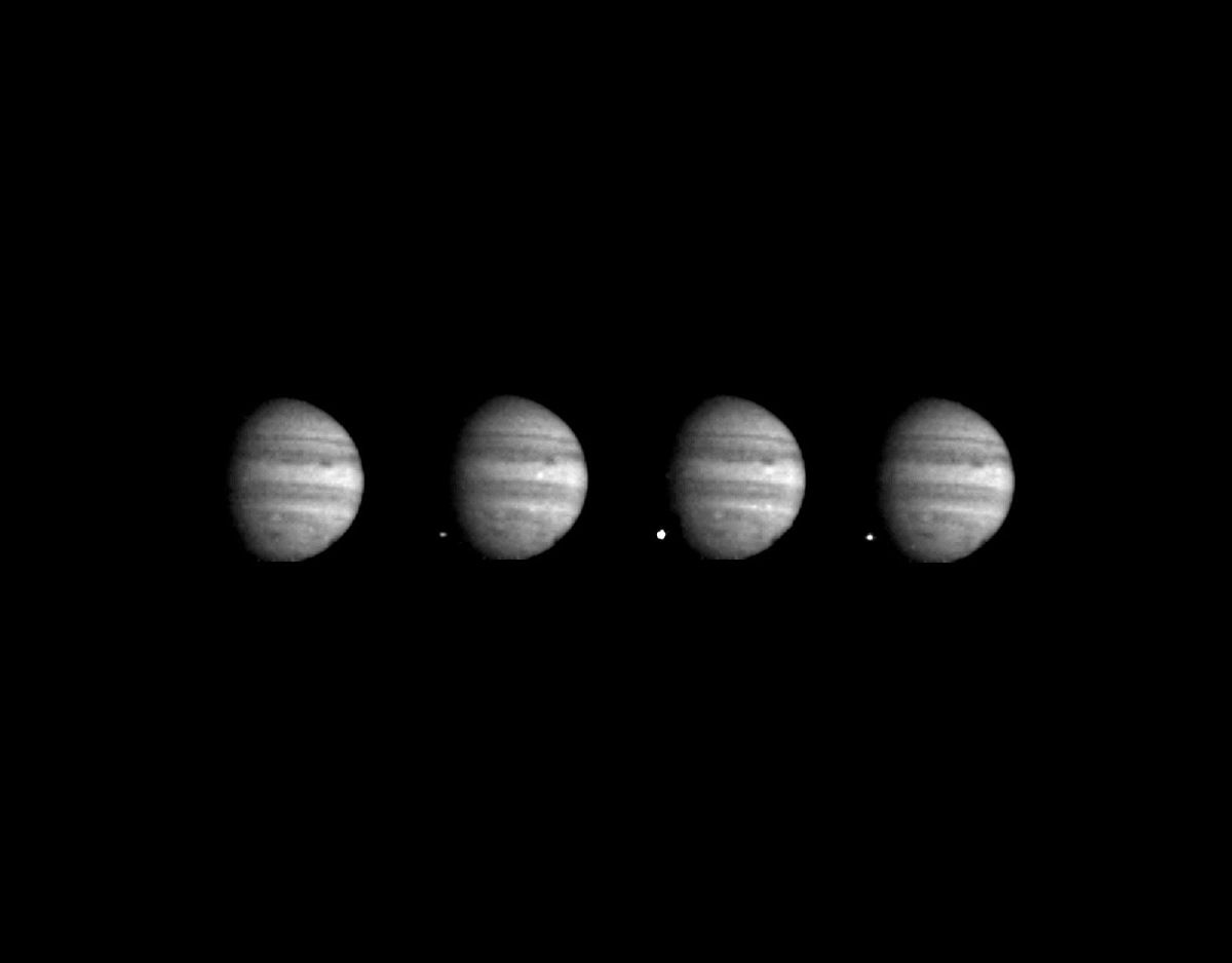 Comet Shoemaker-Levy 9's Epic Crash with Jupiter in Pictures | Space