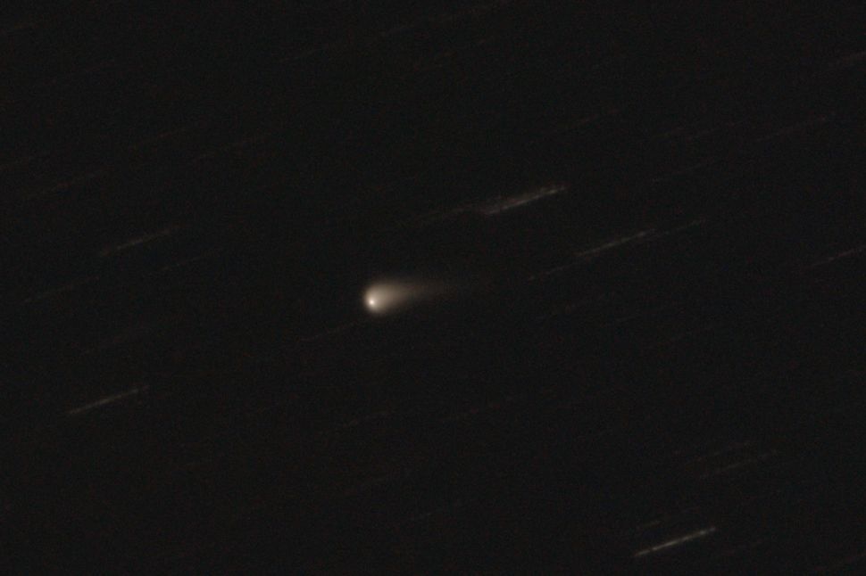 Bright comet headed toward Earth could be visible with the naked eye ...