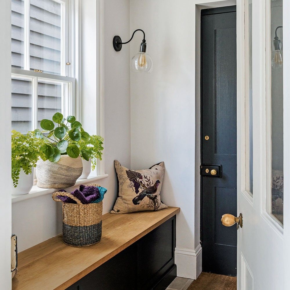 Tour this five-bedroom period house with a modern interior in Berkshire ...