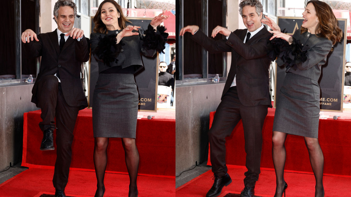 Jennifer Garner and Mark Ruffalo Do a '13 Going on 30' Scene | Marie Claire