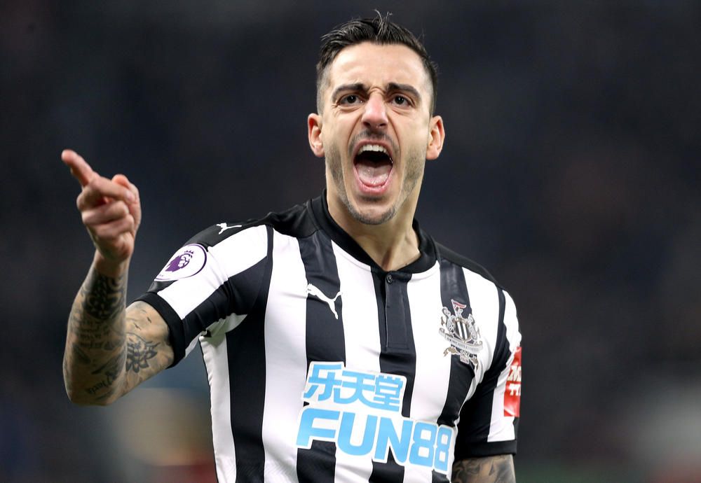 Joselu leaves Newcastle for Alaves | FourFourTwo