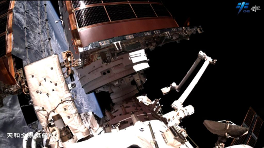 China completes T-shaped Tiangong space station with Mengtian module ...