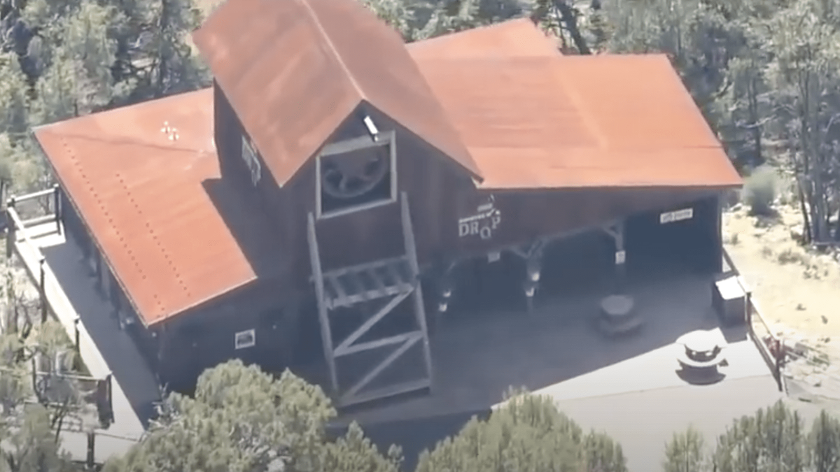 6-year-old dies on Haunted Mine Drop ride at Colorado amusement park ...