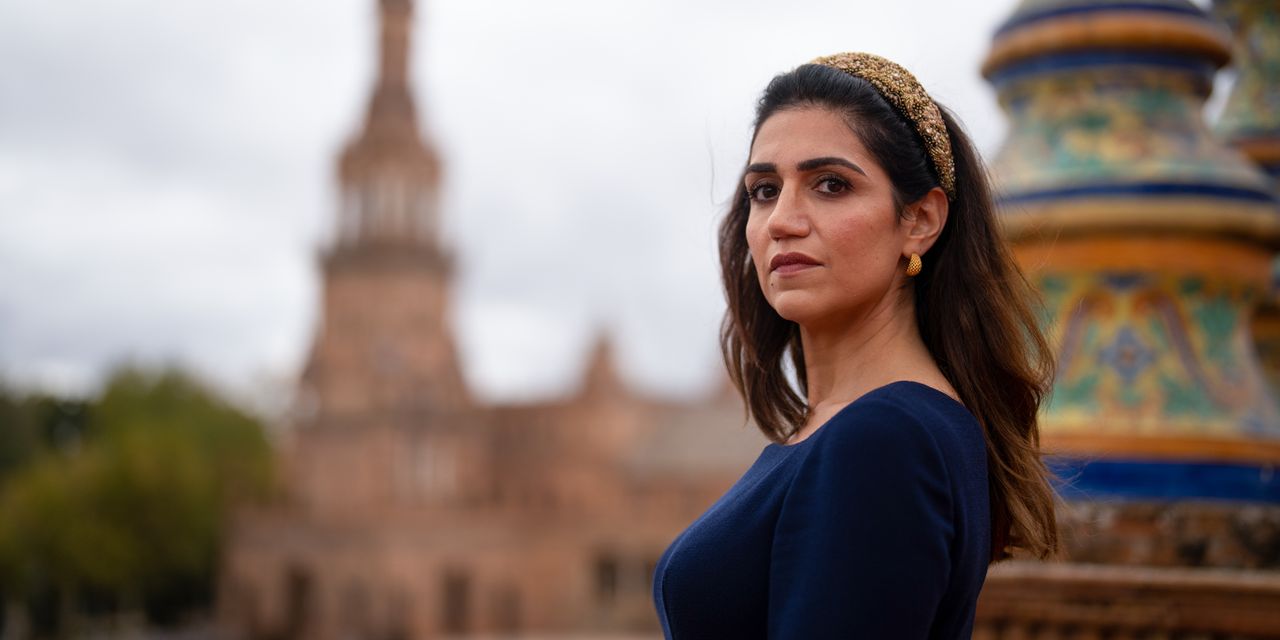 'Kaos' Cast: What to Know About the Stars of the Netflix Series | Marie ...