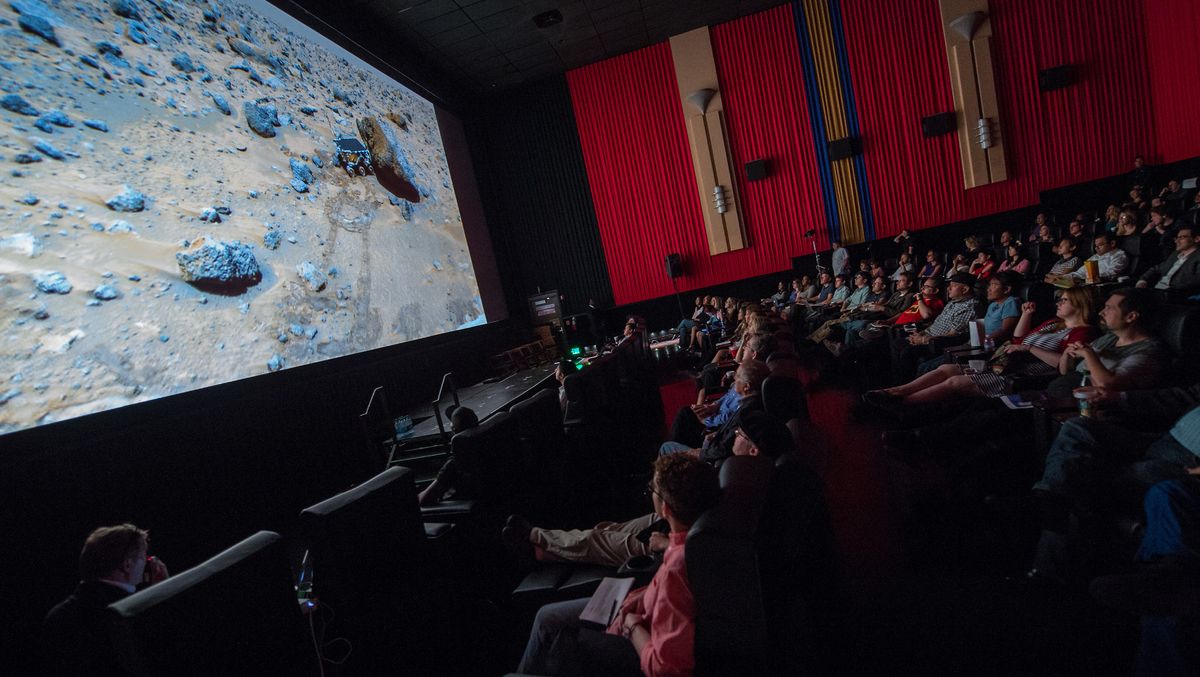 Photos from 'The Martian': Matt Damon on 'Mars': Page 6 | Space