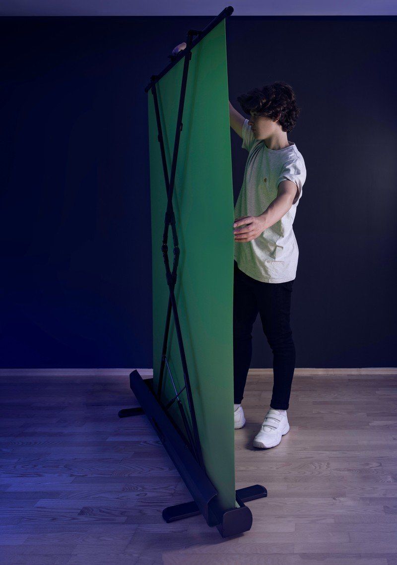 Should I use a green screen while streaming on PlayStation 4? | Android ...