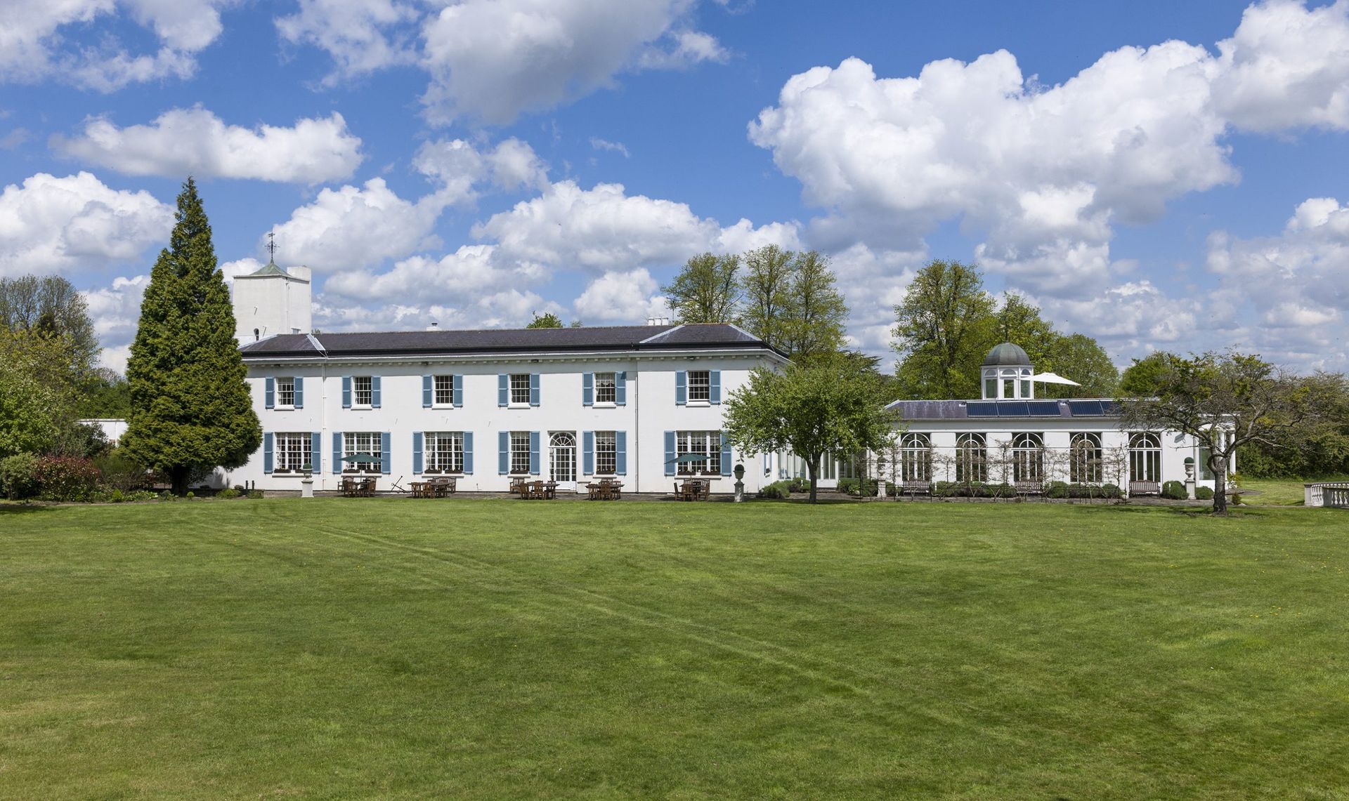 A sprawling mansion in Surrey, with a two-century history of fame and ...