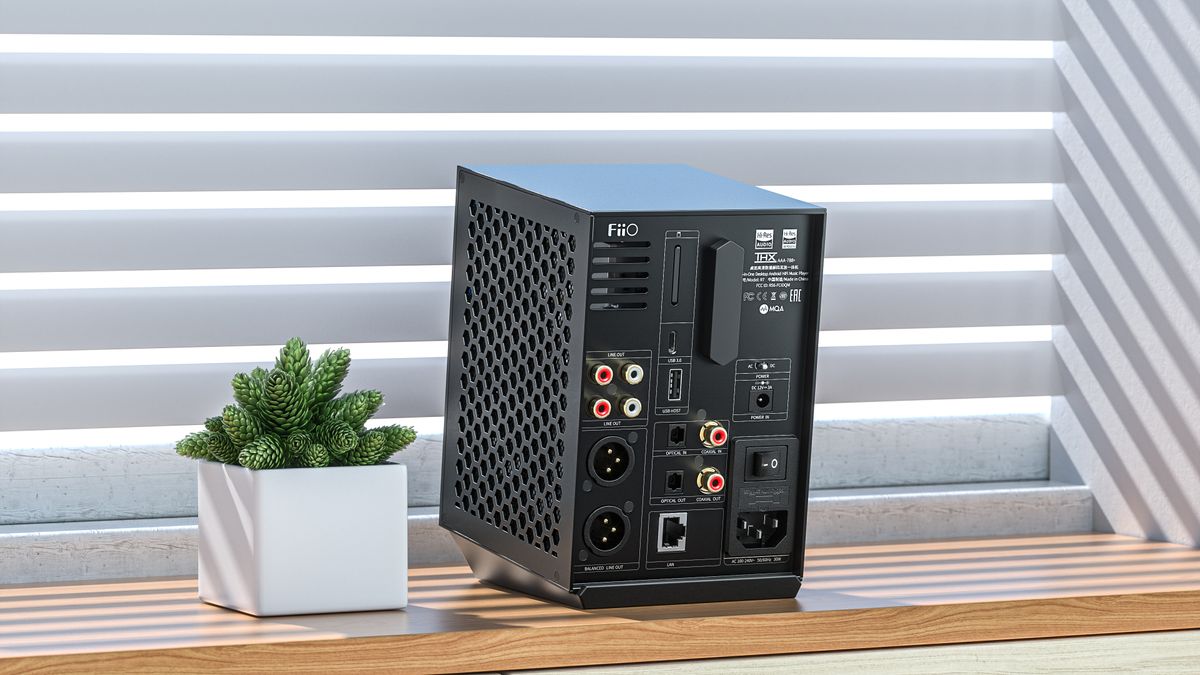 The FiiO R7 is a unique hi-res desktop system for upgrading your home ...