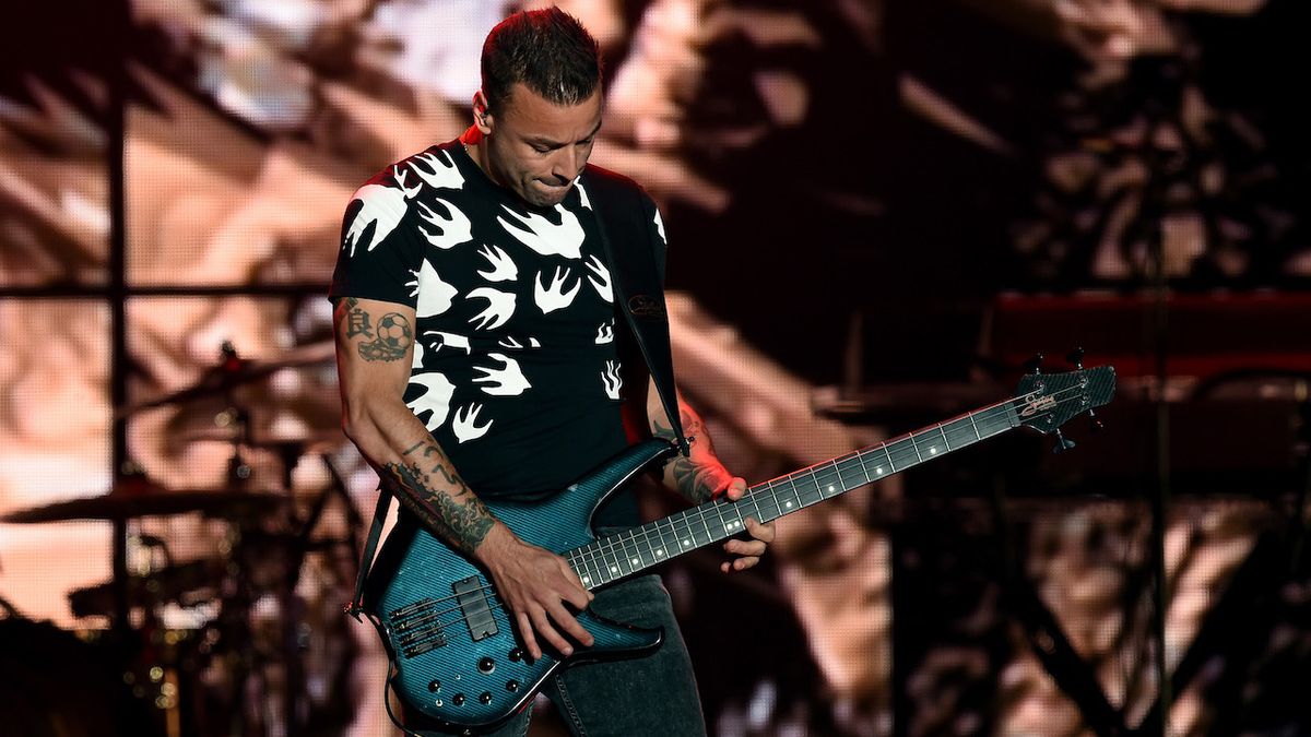 Chris Wolstenholmes 10 Greatest Muse Basslines Guitar World