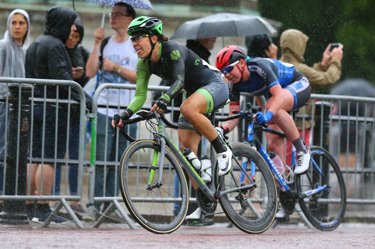 Dani Rowe signs for WaowDeals Pro Cycling - Women's news shorts ...