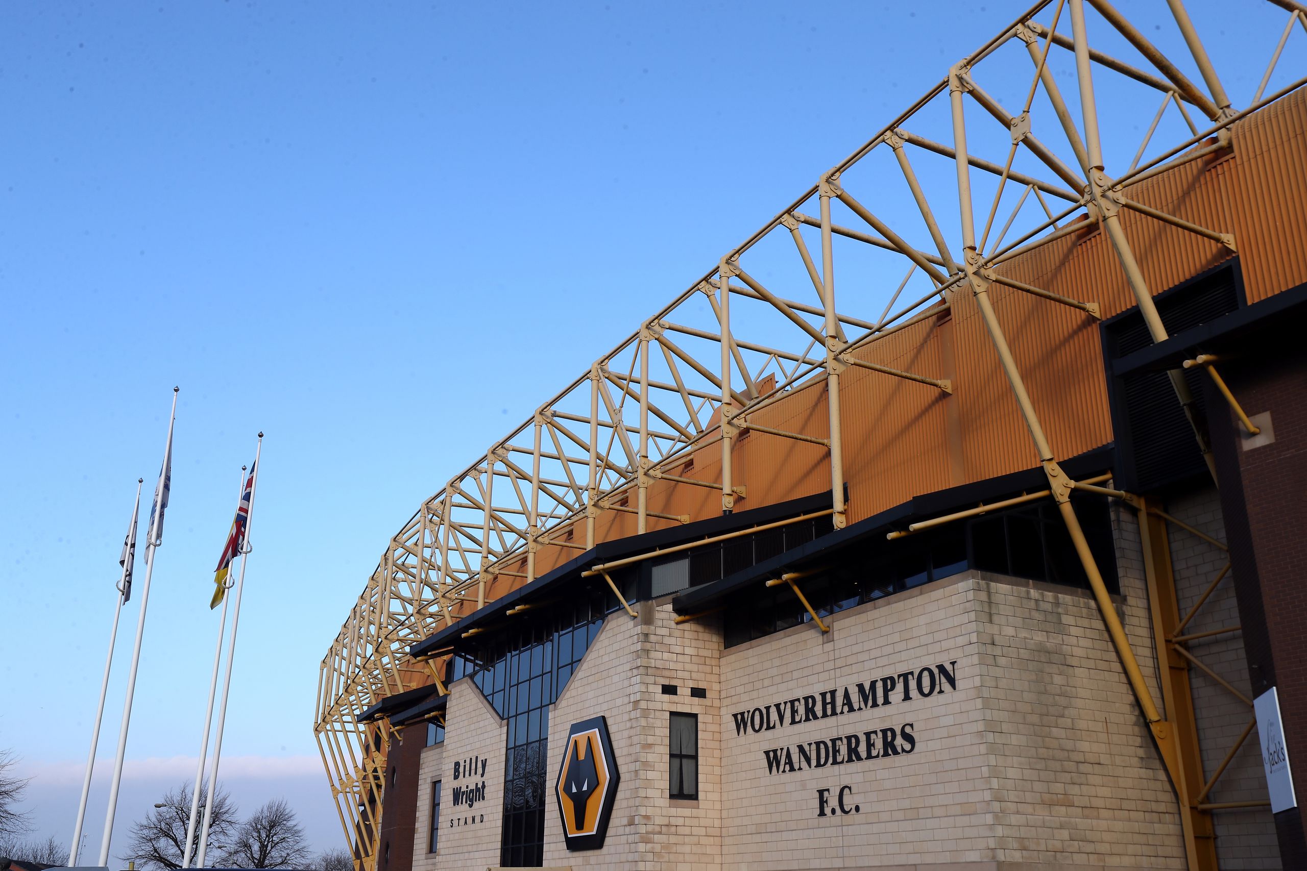 Wolves to assess Molineux fire damage | FourFourTwo