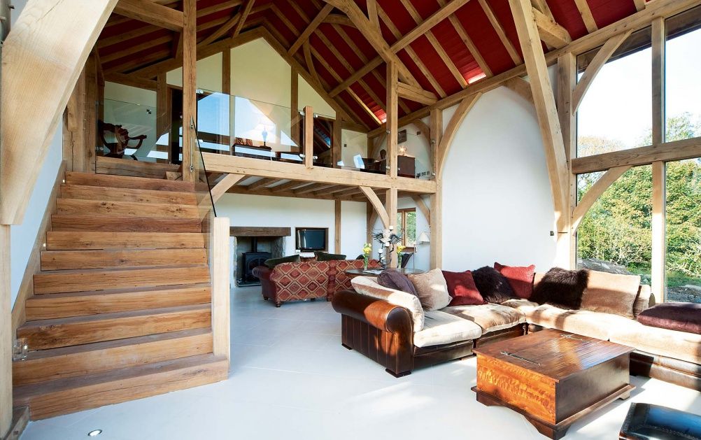 Enhancing space with a vaulted ceiling | Real Homes