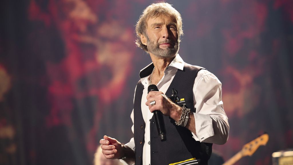 Paul Rodgers proves class is permanent on new single Living It Up and ...
