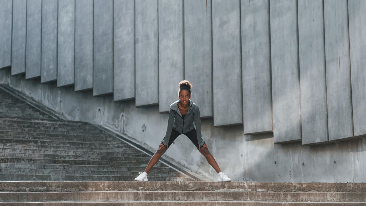 I climbed 1,200+ steps every day for a month – and now I have quads of ...