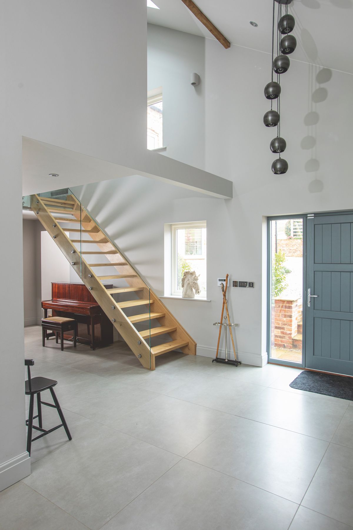 44 modern staircase ideas to elevate your interior | Homebuilding