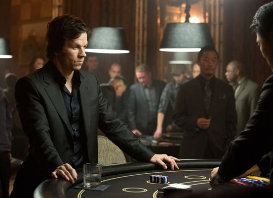 The Gambler | Film review - Mark Wahlberg's Eng Lit prof plays for high ...