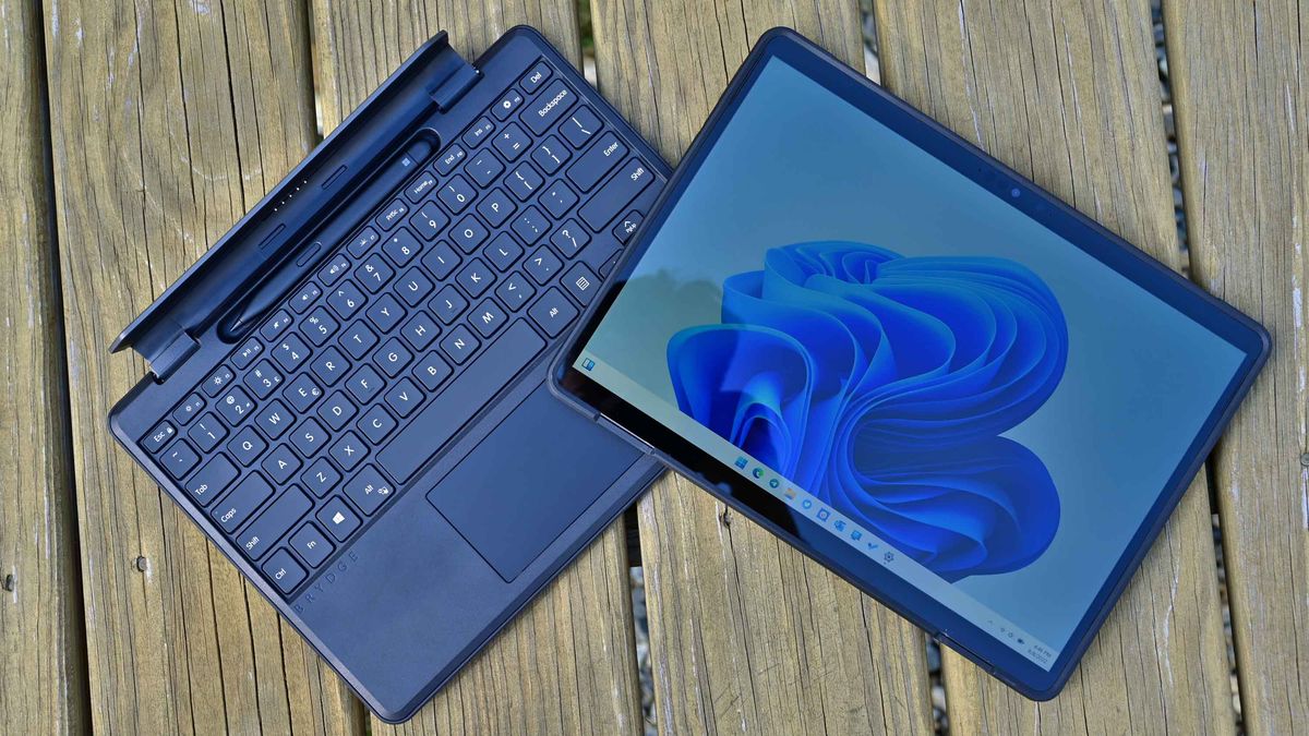 Brydge debuts new SP Max+ for Surface Pro 8 that basically turns it ...