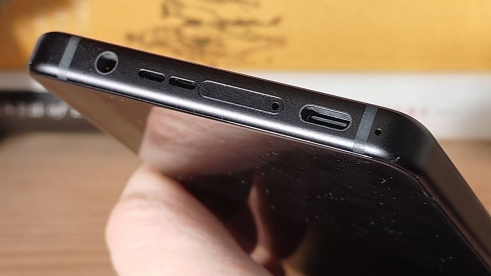 Asus Zenfone 12 Ultra review: a high-spec phone that doesn't earn its ...