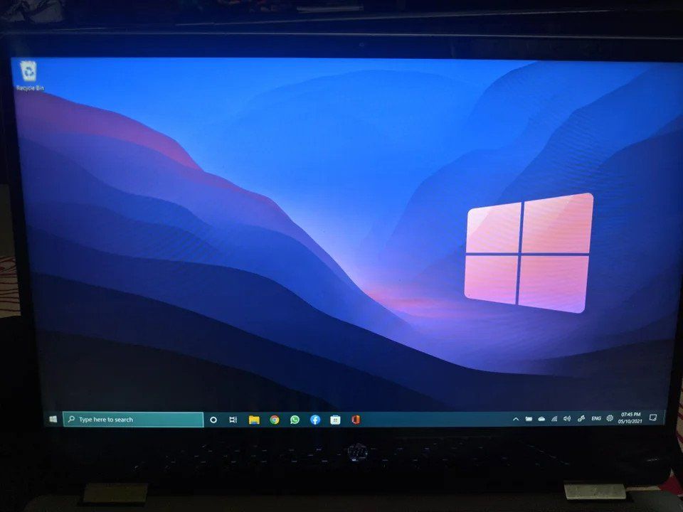 Windows 11 showing broken Windows 10 Start menu and Taskbar on some PCs ...