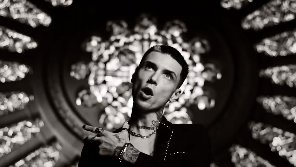 Watch the stylish video for explosive new Black Veil Brides single ...