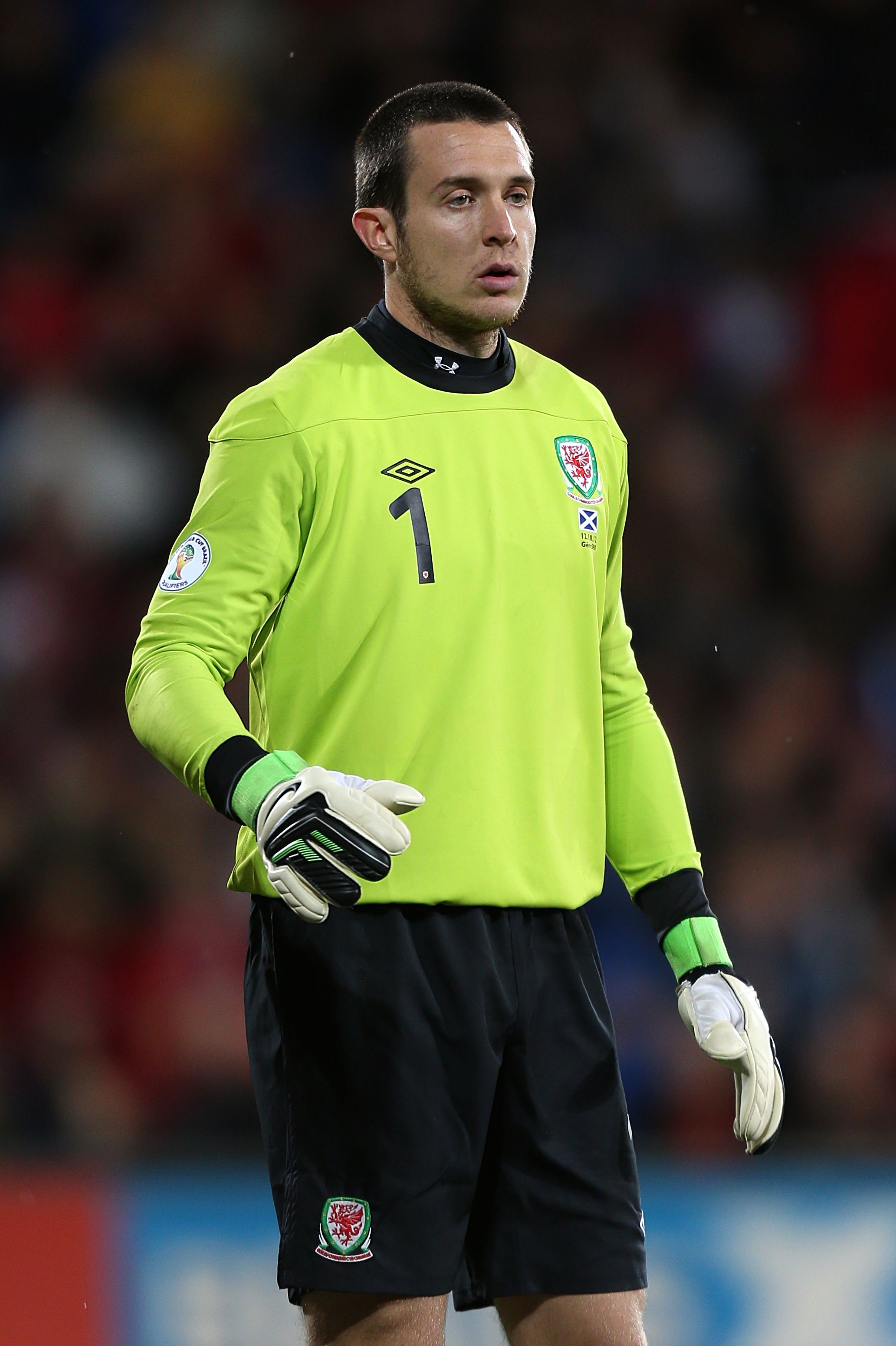 MK Dons goalkeeper coach Lewis Price diagnosed with testicular cancer ...