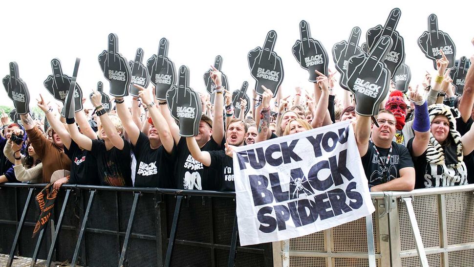 The return of Black Spiders: "Every song needs to punch you in the face ...