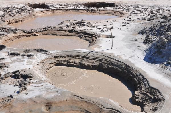Sights and Sounds: Cali's Gurgling Mud Volcanoes | Live Science