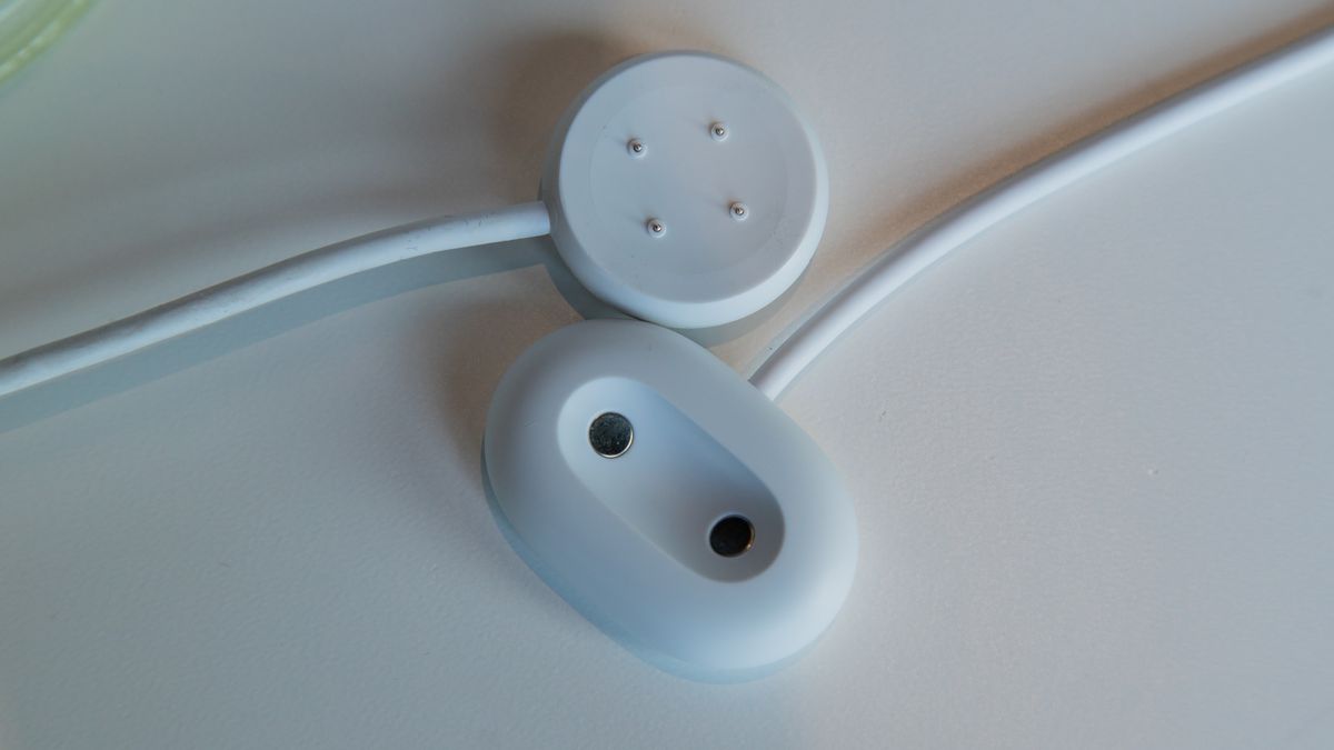 Does the Google Pixel Watch 4 support Qi wireless charging? | Android ...