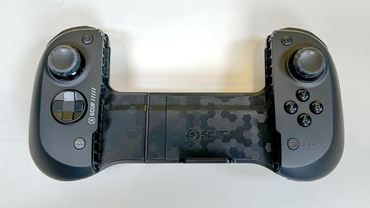 The Scuf Nomad mobile controller crushes the Backbone One — here's why ...