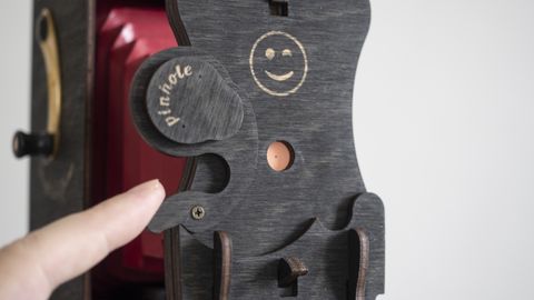 This wooden hand-crank camera might be the most fun I've ever used ...