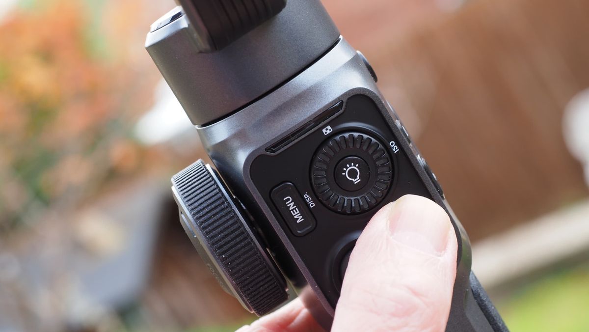 Zhiyun Smooth 5S review | Digital Camera World