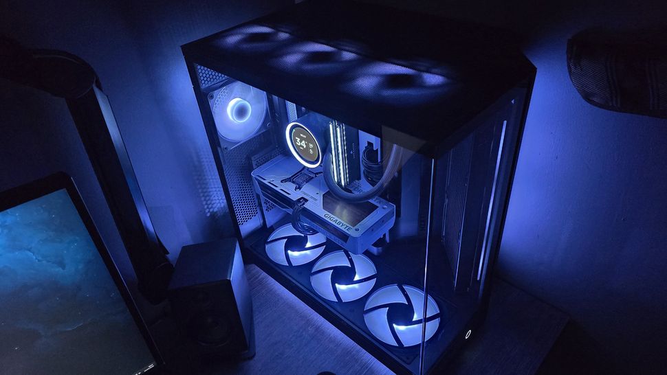 NZXT H9 Flow RGB+ case review | PC Gamer
