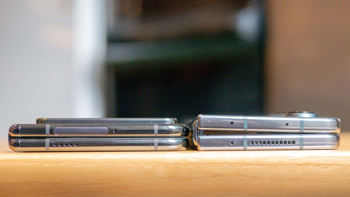 Google Pixel Fold vs. Samsung Galaxy Z Fold 4: Which foldable phone ...