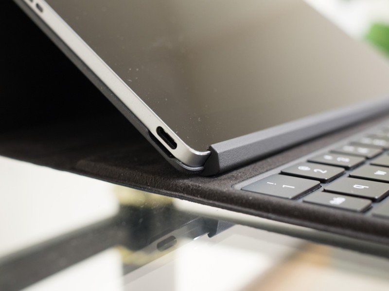 The tale of two keyboards: Which Pixel C typing cover is for you ...