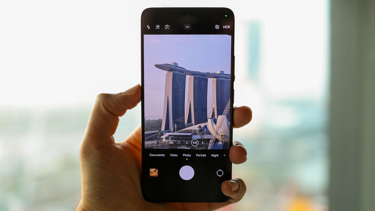 Poco F7 Ultra review: a surprise gaming and camera powerhouse | Digital ...
