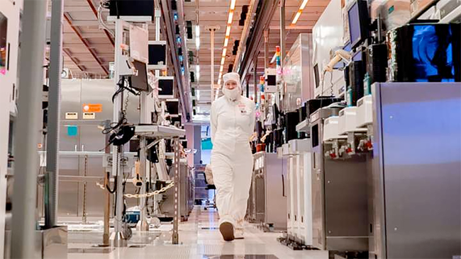 Intel: Our Goal Is to Become Second Largest Foundry by 2030 | Tom's ...