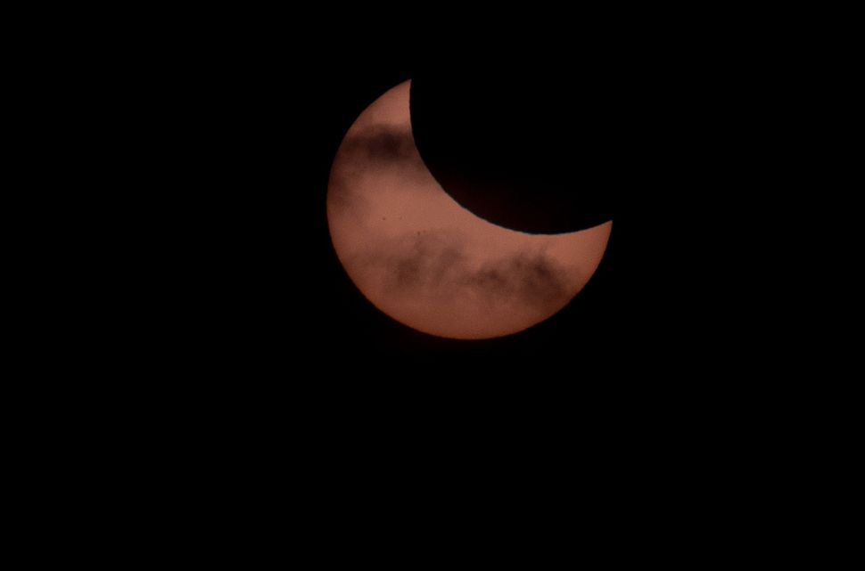 Photos: 'Midnight' Partial Solar Eclipse of 2011 | Space