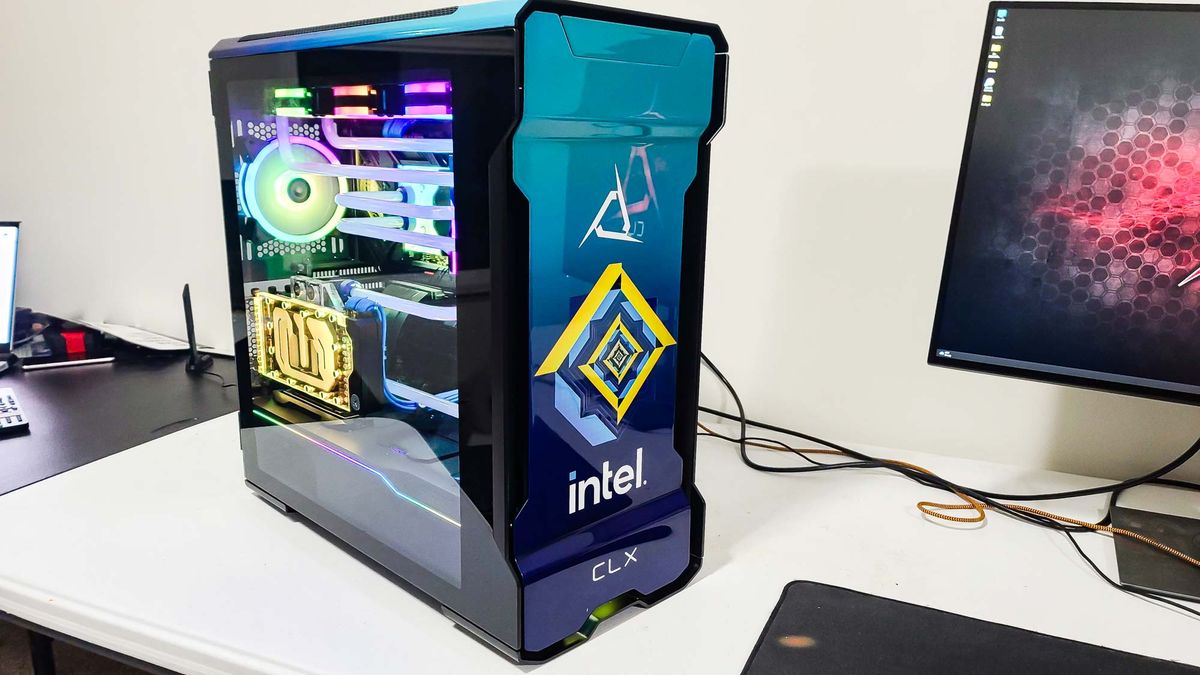 CLX Ra Gaming PC review | Tom's Guide