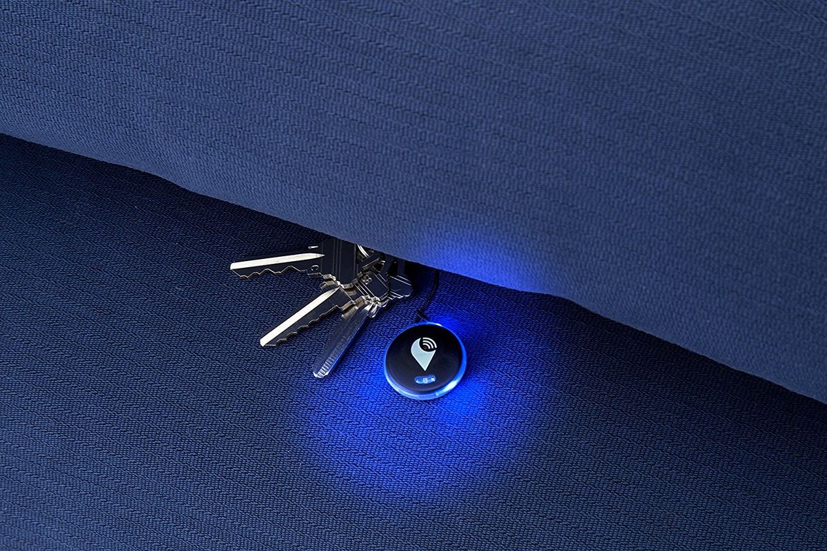 TrackR Pixel Review: This Small Key Finder Does the Job | Tom's Guide