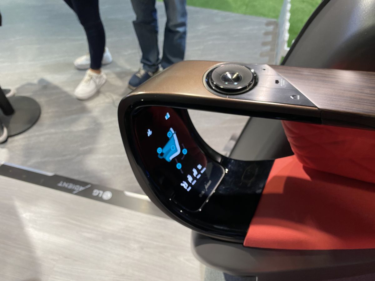 LG’s connected self-driving car of 2030 is the coolest thing at CES ...