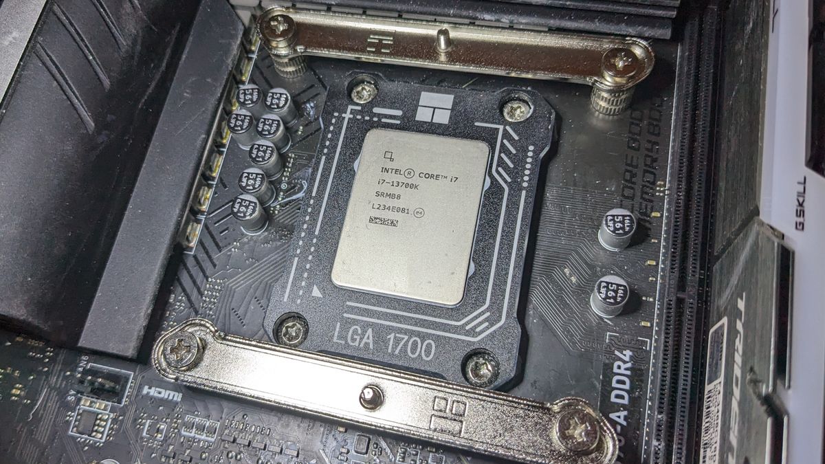 Thermalright Frost Commander 140 Review: Strong Performance, Incredible ...