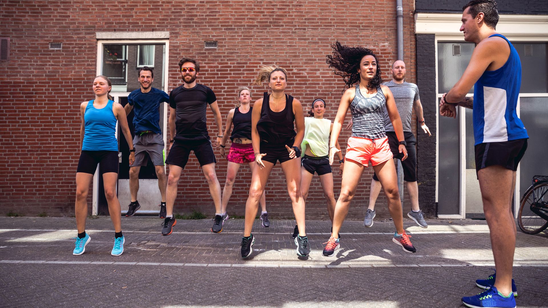 An expert trainer says this is the one type of movement runners neglect ...