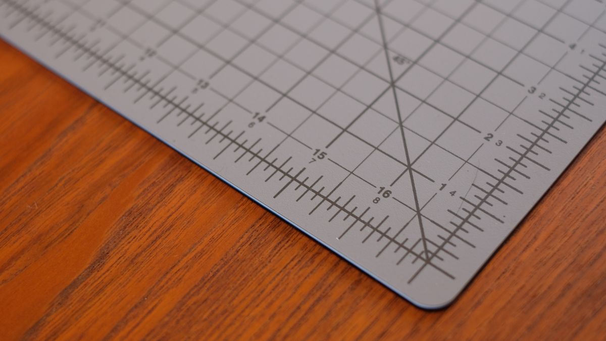 Alvin HM Self-Healing Cutting Mat review | Digital Camera World