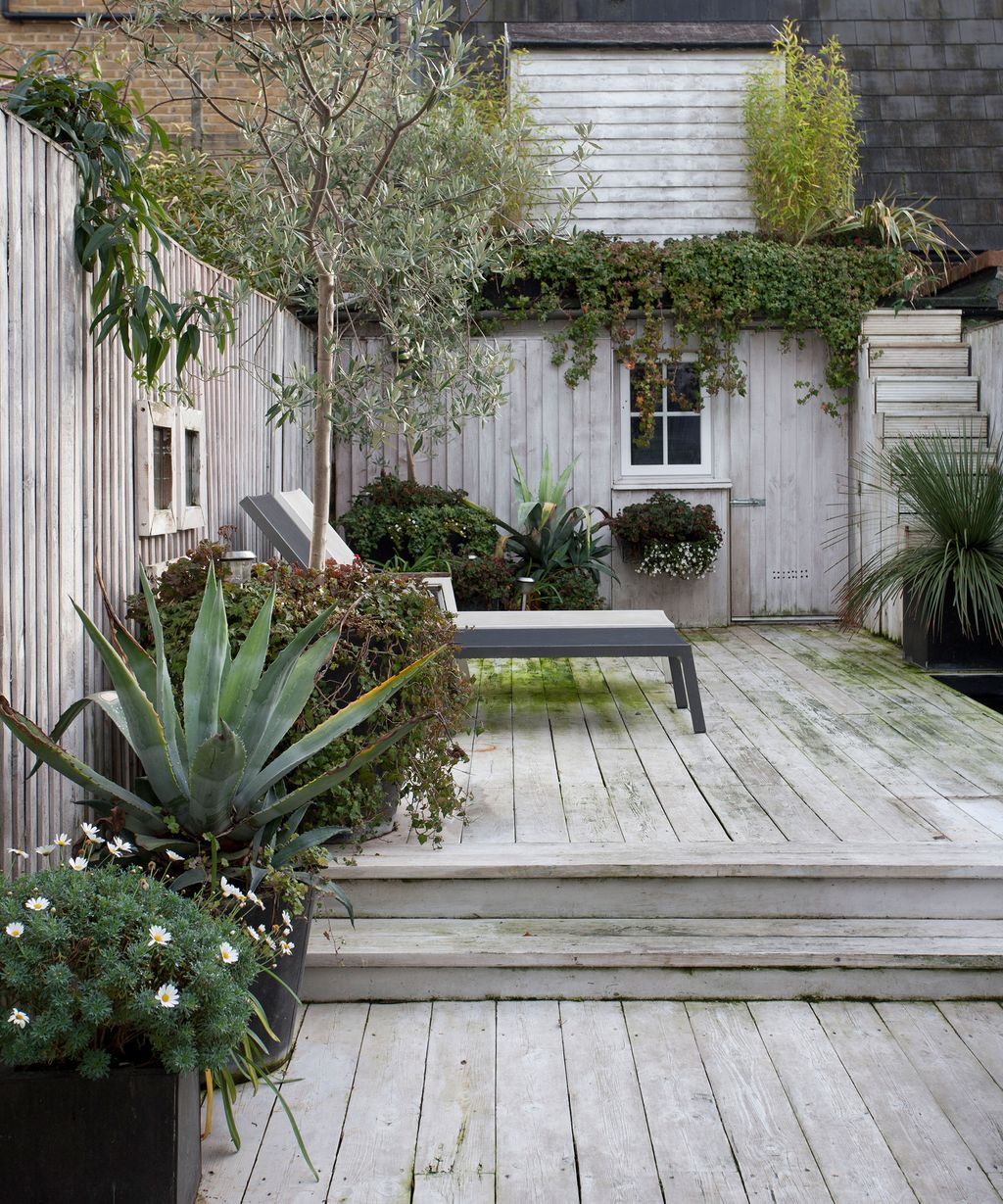 Small backyard landscaping ideas: 15 designs for tiny spaces | Homes ...