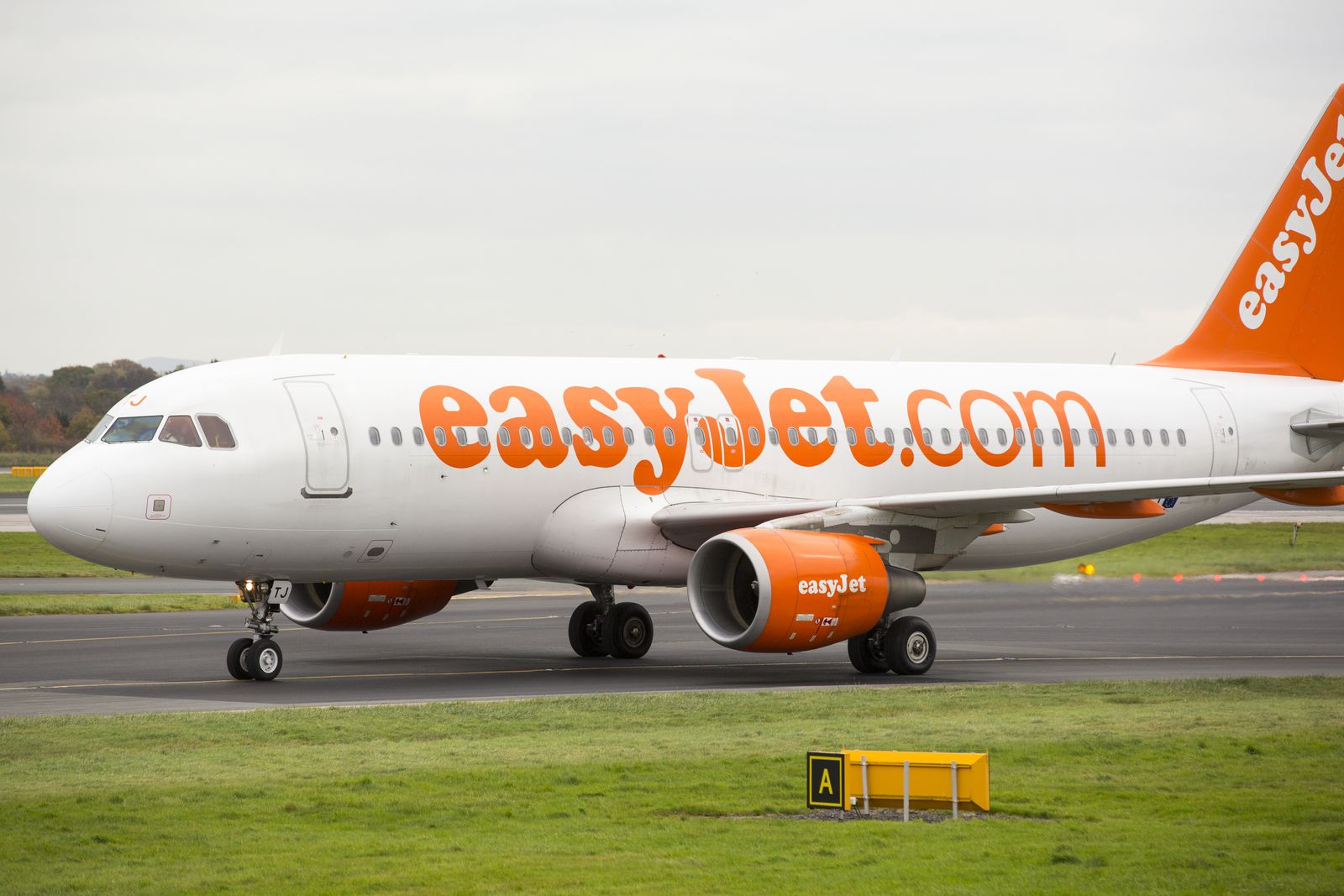 Why did easyJet cancel flights? All you need to know about the ...