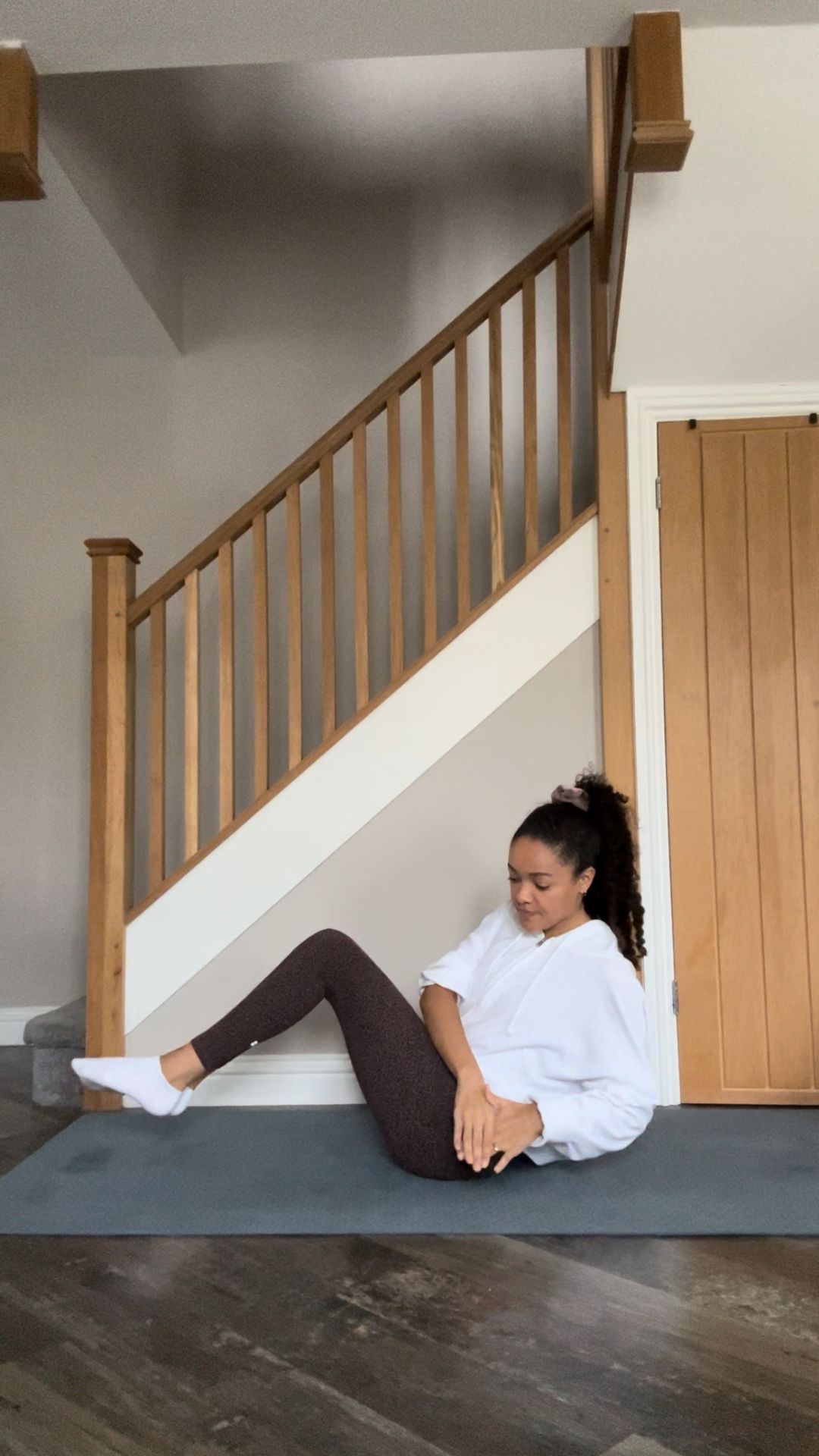 My Daisy Keech Ab Workout Review? I Wouldn't Advise You Try | Marie ...