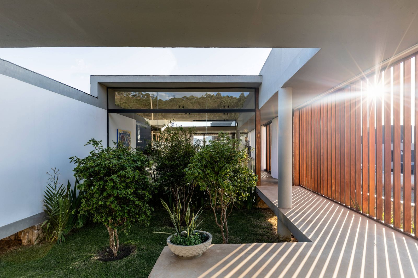 Tour this Brazilian house by TETRO Arquitetura | Wallpaper*