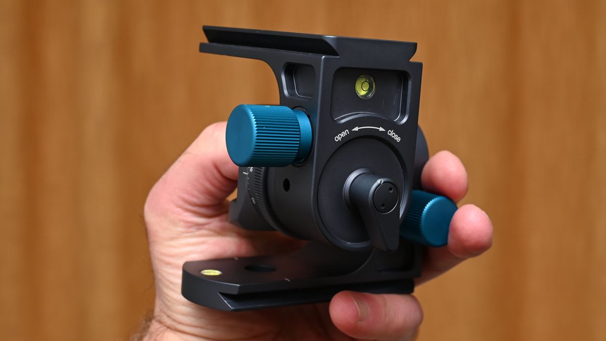 Novoflex KOPF2 geared head review: ultra-fine precision but comes at a ...