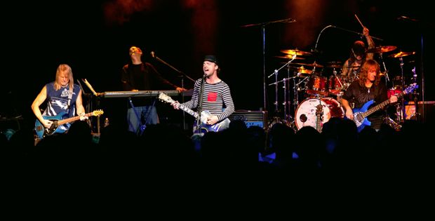 Exclusive Video Premiere: "The Storm" (Live) by Flying Colors Featuring ...